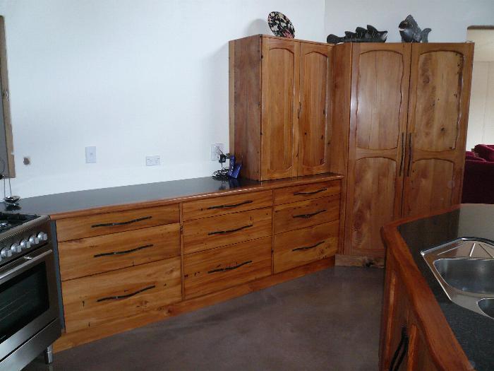 'Freeform Rimu' Kitchen - Wooden Earth Creations Ltd