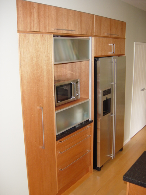 'Meranti' Kitchen - Wooden Earth Creations Ltd