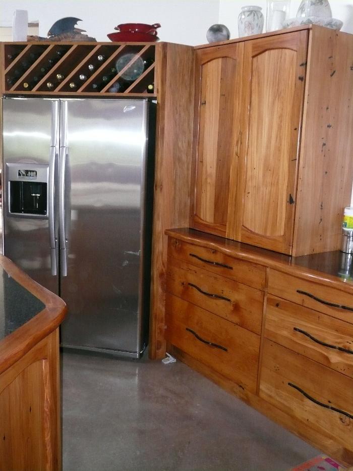 'Freeform Rimu' Kitchen - Wooden Earth Creations Ltd