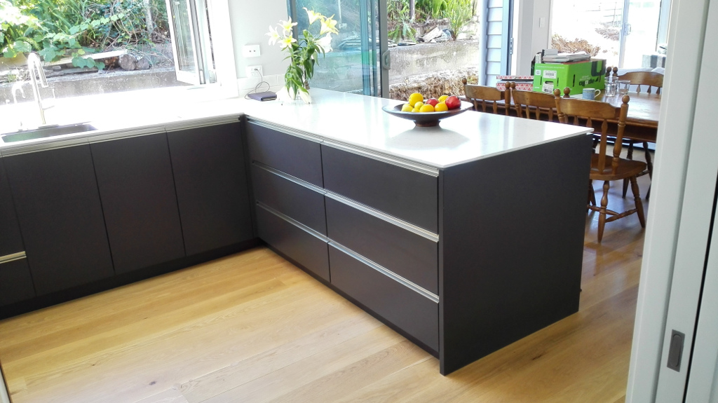 Carbon Kitchen - Wooden Earth Creations Ltd