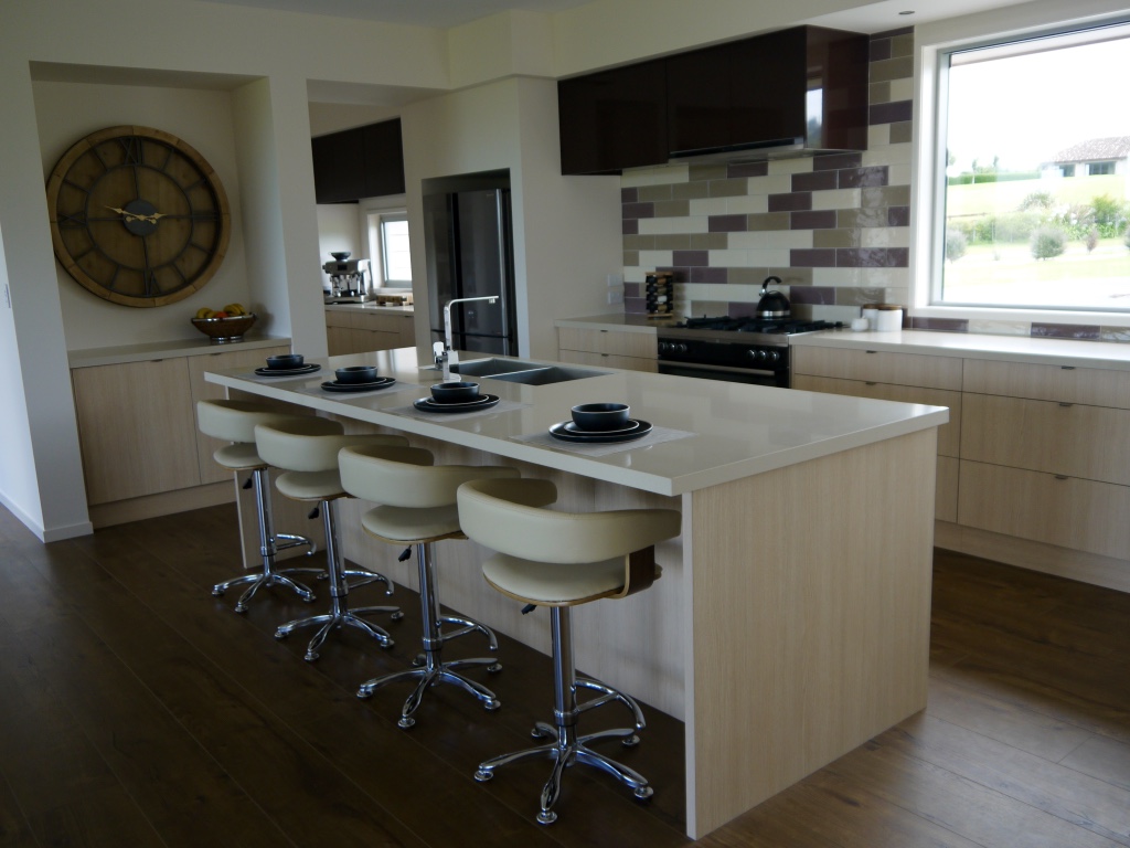 Rangitane Chocolate Kitchen - Wooden Earth Creations Ltd